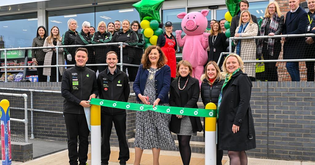 BP opens two new retail stores as it expands mobility and convenience ...