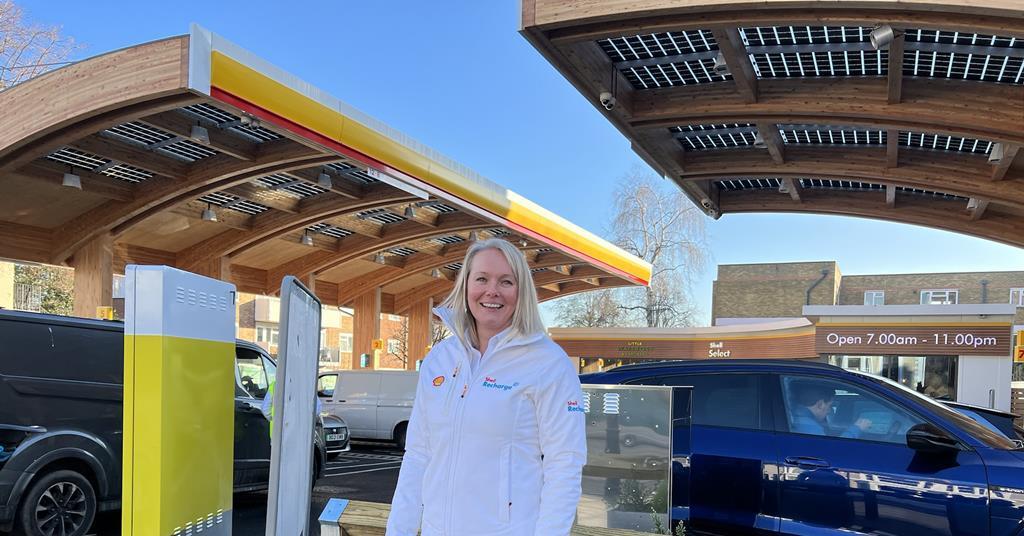 Shell sets the standard as its first EV-only charging hub is officially ...