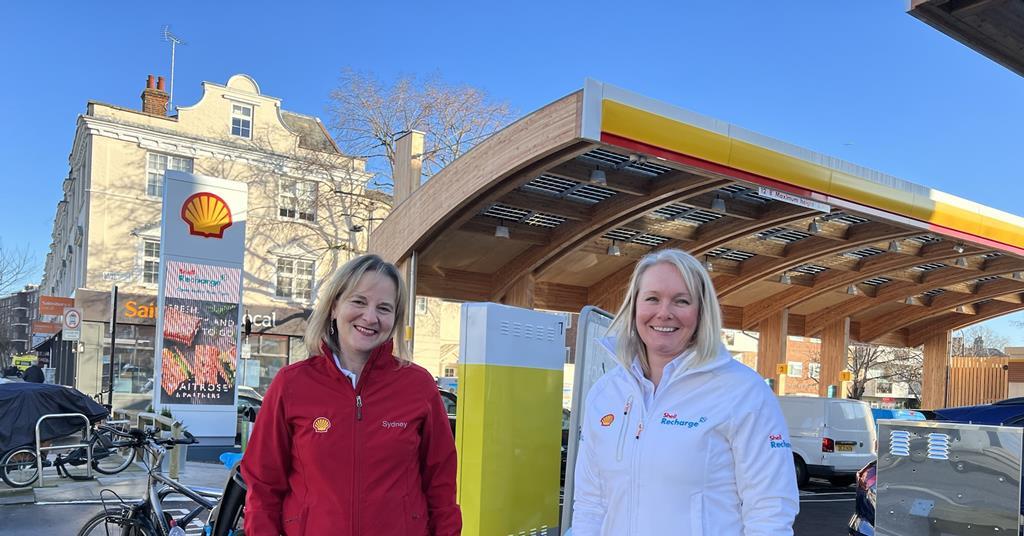 Shell sets the standard as its first EV-only charging hub is officially ...