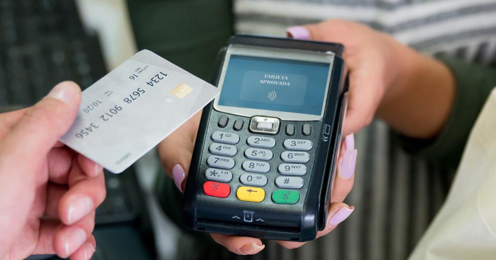 Use of cash to make payments rises for first time in a decade | News ...