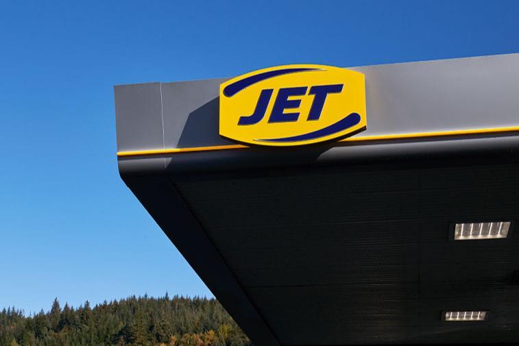 Tanker drivers who supply Jet garages balloting over strike action in ...