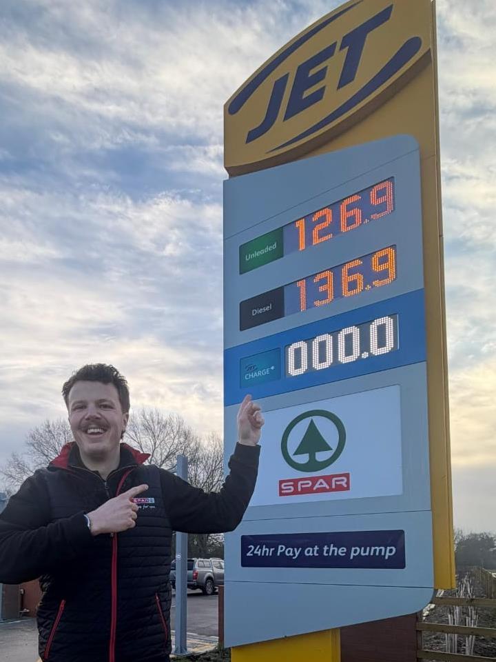 EV charging boosts valeting and shop sales for Oasis Services | News ...